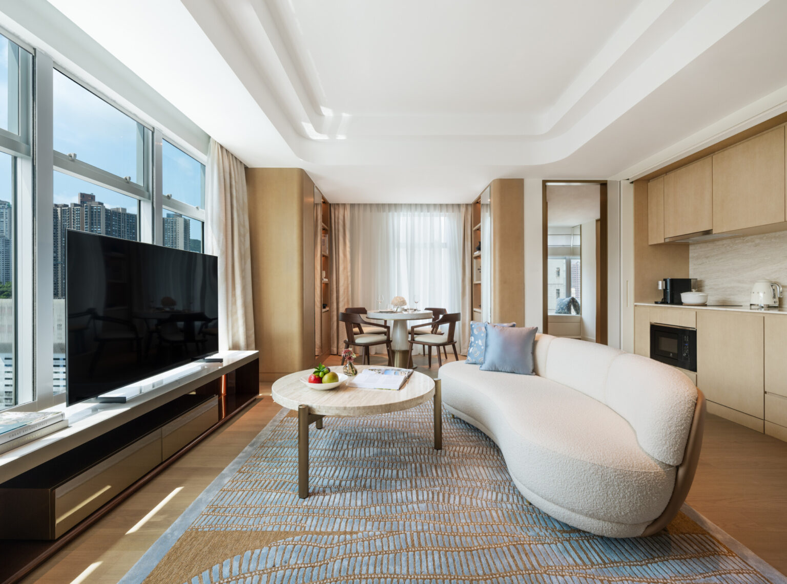 Small Luxury Hotel Hong Kong | Lanson Place Causeway Bay